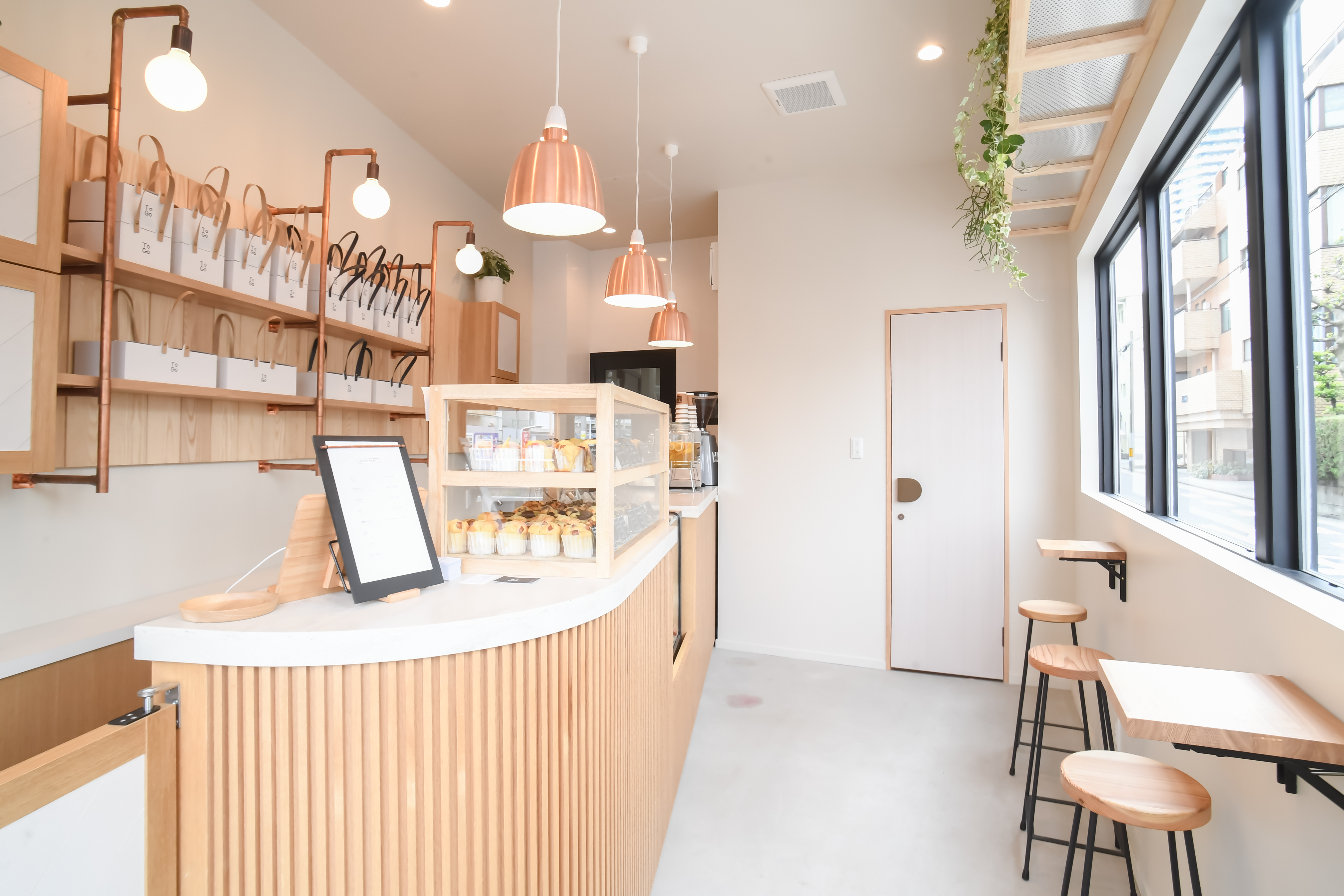 TO GO | 店舗デザインなら名古屋の二ミリデザインへ